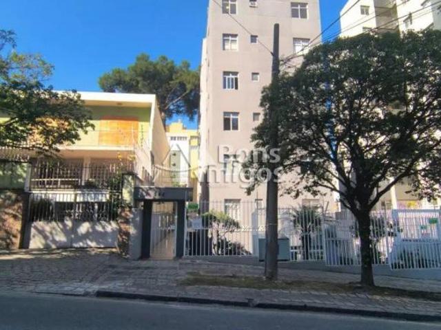 Apartamento à venda no Centro