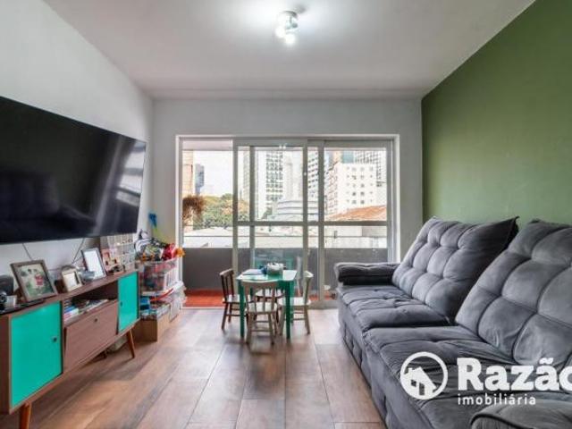APARTAMENTO COM 3 QUARTOS ÁREA TOTAL DE 134,10 m² CENTRO REF 6017 RAZÃO