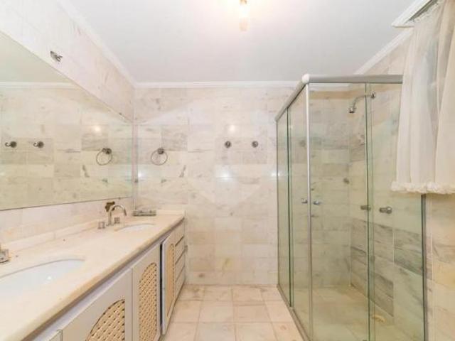 Apartamento à venda no Centro