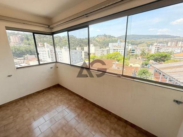 Apartamento à venda no Centro