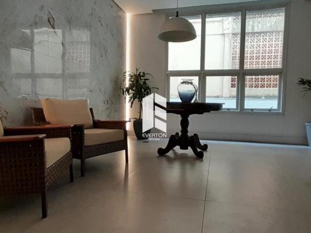 Apartamento à venda no Centro