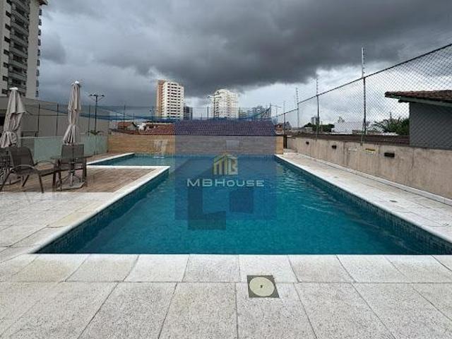 Apartamento à venda no Centro