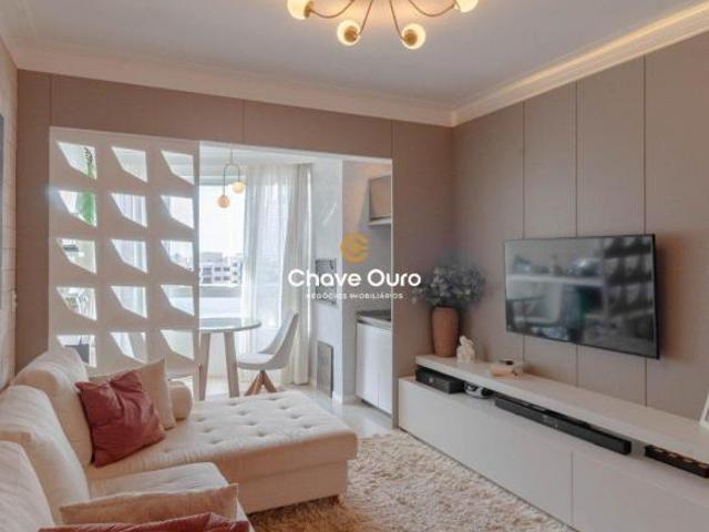 Apartamento à venda no Centro