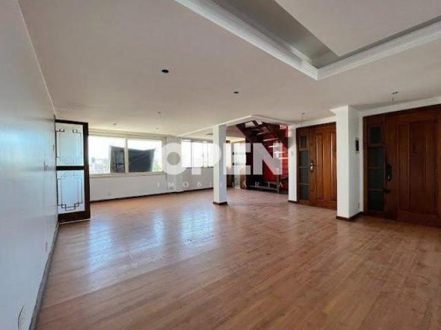 Apartamento à venda no Centro