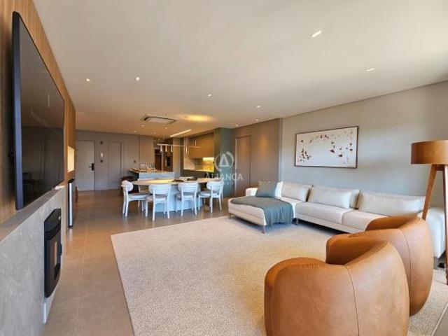 Apartamento à venda no Centro