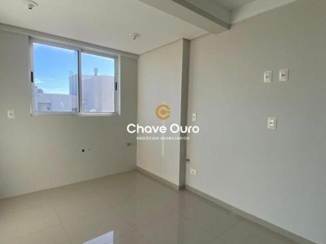 Apartamento à venda no Centro