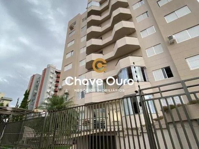 Apartamento à venda no Centro