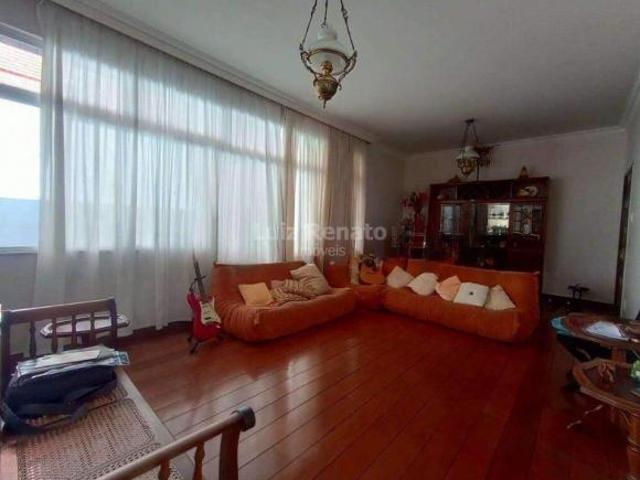 Apartamento à venda no Centro