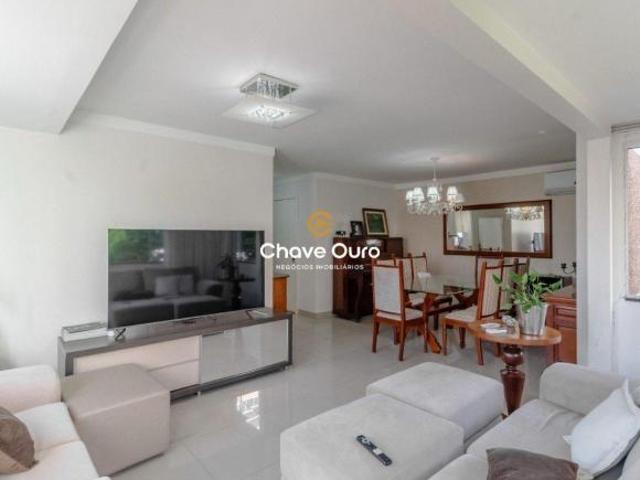 Apartamento à venda no Centro