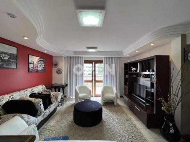 Apartamento à venda no Centro