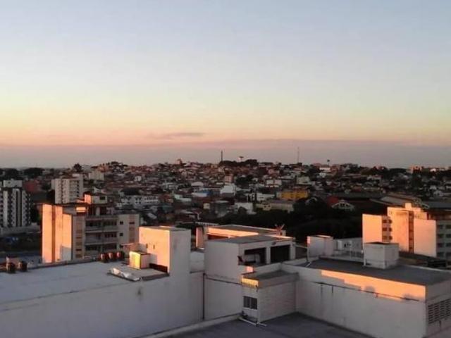 Apartamento à venda no Centro