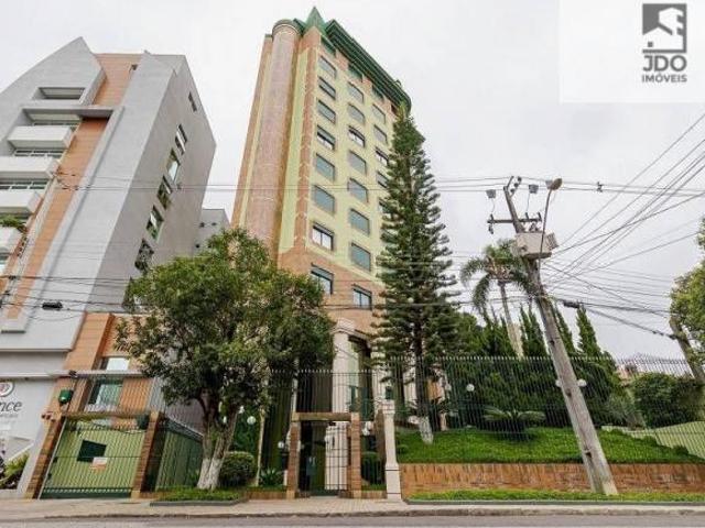 Apartamento à venda no Centro
