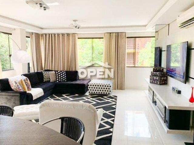 Apartamento à venda no Centro
