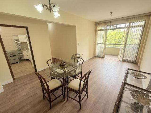 Apartamento à venda no Centro