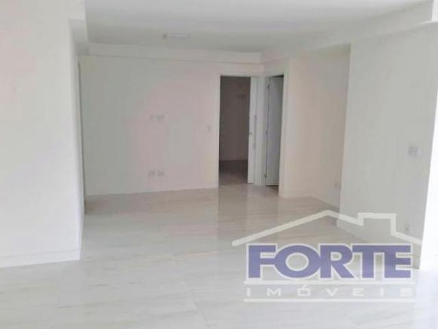 Apartamento à venda no Centro