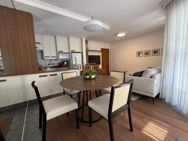 Apartamento à venda no Centro