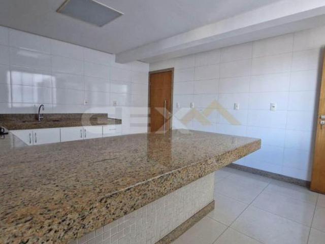 Apartamento à venda no Centro, 2 quartos, 1 suíte e 2 vagas