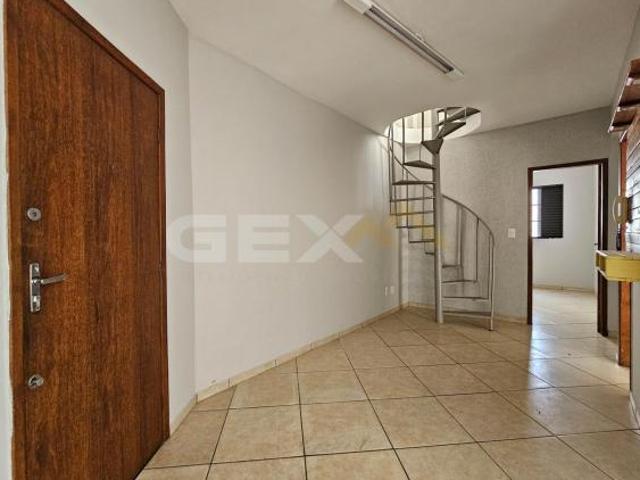 Apartamento à venda no Centro, 2 quartos e área externa