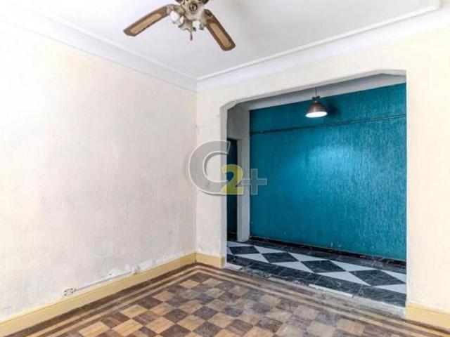Apartamento á venda no Centro, 2 quartos, sem vaga