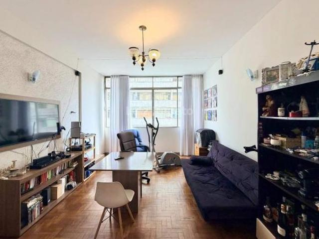 Apartamento à venda no Centro