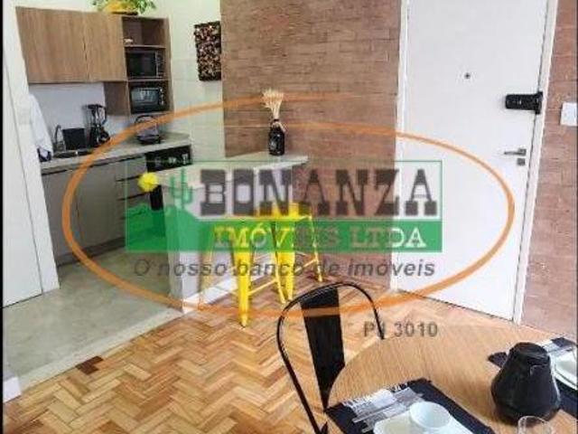 Apartamento à venda no Centro
