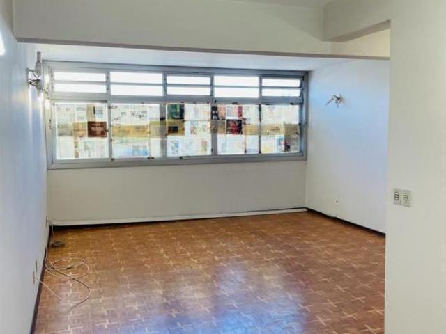 Apartamento à venda no Centro