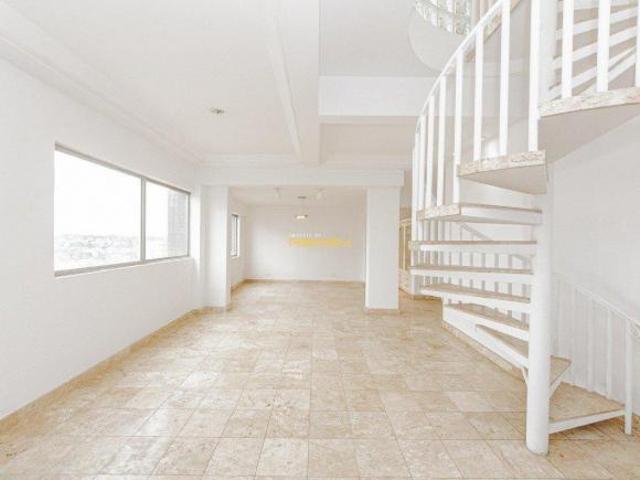 Apartamento à venda no Centro