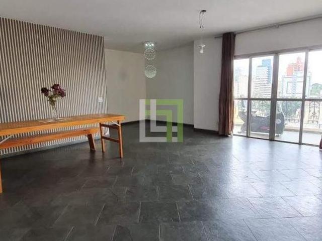 Apartamento à venda no Centro