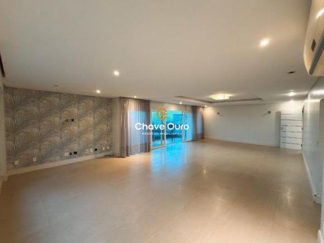 Apartamento à venda no Centro