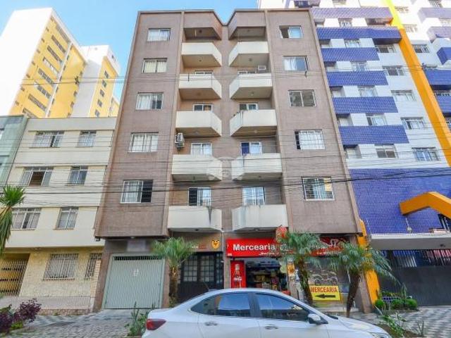 Apartamento à venda no Centro