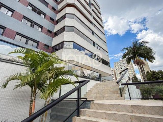 Apartamento à venda no Centro