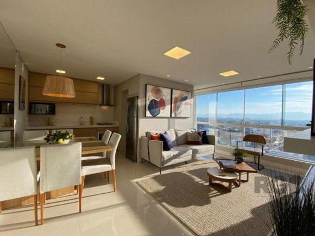 Apartamento à venda no Centro