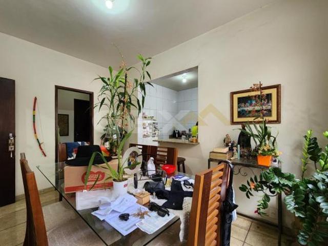 Apartamento à venda no Centro, 3 quartos, 1 suíte e 1 vaga