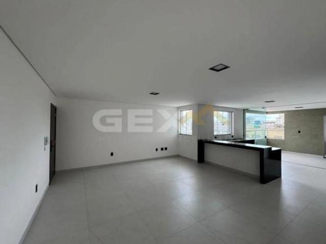 Apartamento à venda no Centro, 3 quartos, 1 suíte e 2 vagas