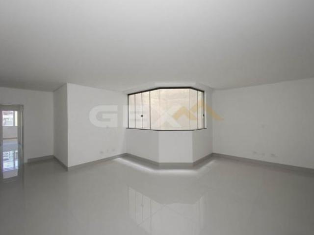 Apartamento à venda no Centro, 3 quartos, 2 suíte e 2 vagas