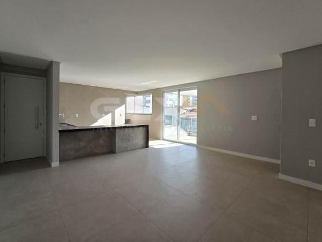 Apartamento à venda no Centro, 3 quartos, 2 suítes e 3 vagas