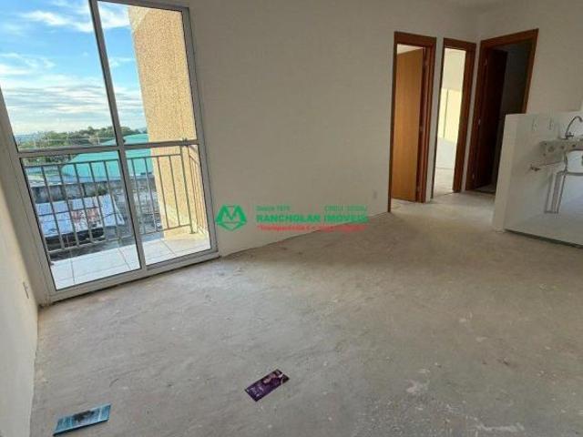 Apartamento à venda no Centro Caucaia do Alto