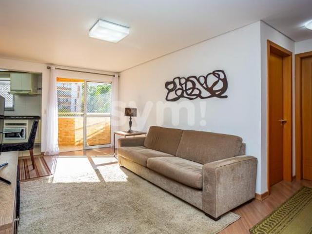 Apartamento à venda no Centro Cívico