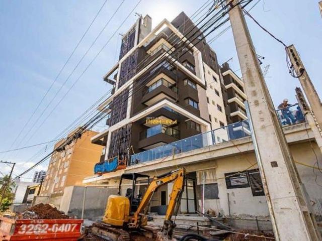 Apartamento à venda no Centro Cívico