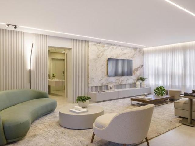 Apartamento à venda no Centro Cívico
