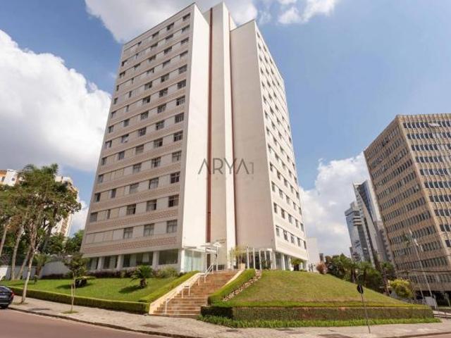 Apartamento à venda no Centro Cívico ARYA1