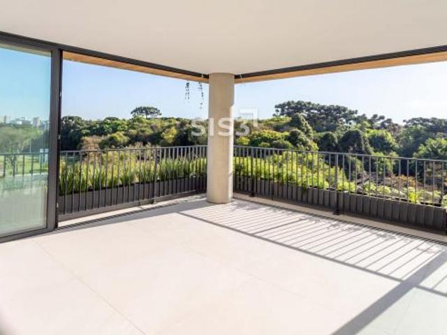 Apartamento à venda no Centro Cívico | Edifício Gr
