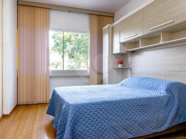 Apartamento à venda no Centro, Curitiba