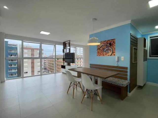 Apartamento à venda no Centro de Torres Próximo ao mar!