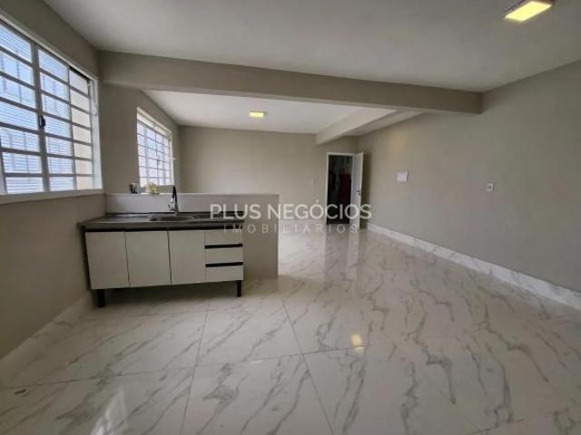 Apartamento à venda no Centro de Votorantim, na principal avenida da cidade com 3 dormitórios, próxi