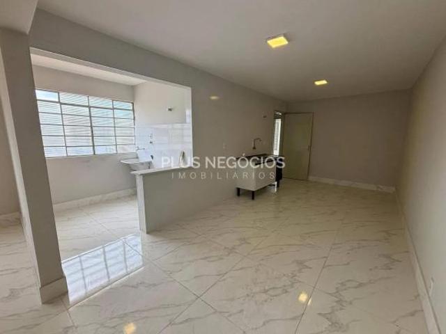 Apartamento à venda no Centro de Votorantim, na principal avenida da cidade com 3 dormitórios, próxi
