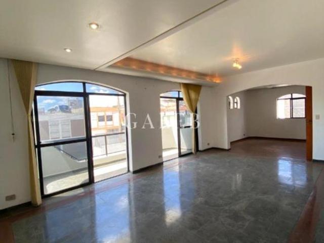 Apartamento à venda no Centro de Atibaia SP, com 04 quartos, 03 suítes e 227,03 m² de área