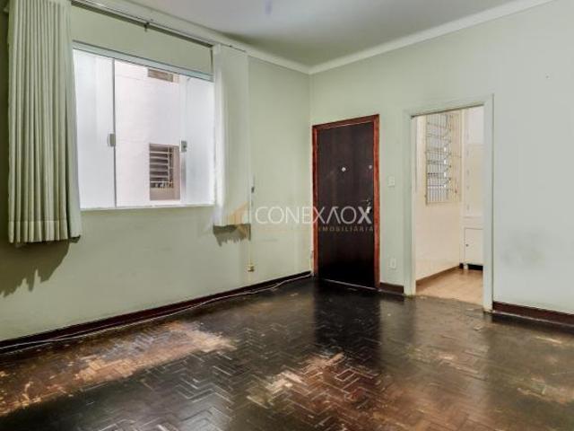 Apartamento à venda no Centro de Campinas com 2 quartos na Rua Doutor Quirino