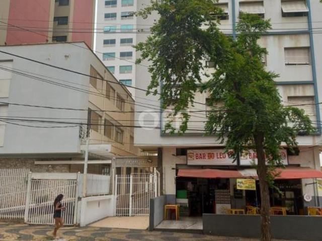 Apartamento à venda no Centro de Campinas SP