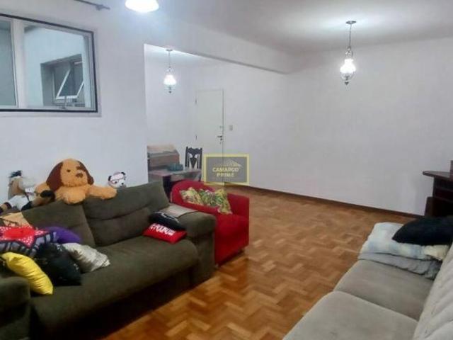 Apartamento à Venda no Centro de Caraguatatuba